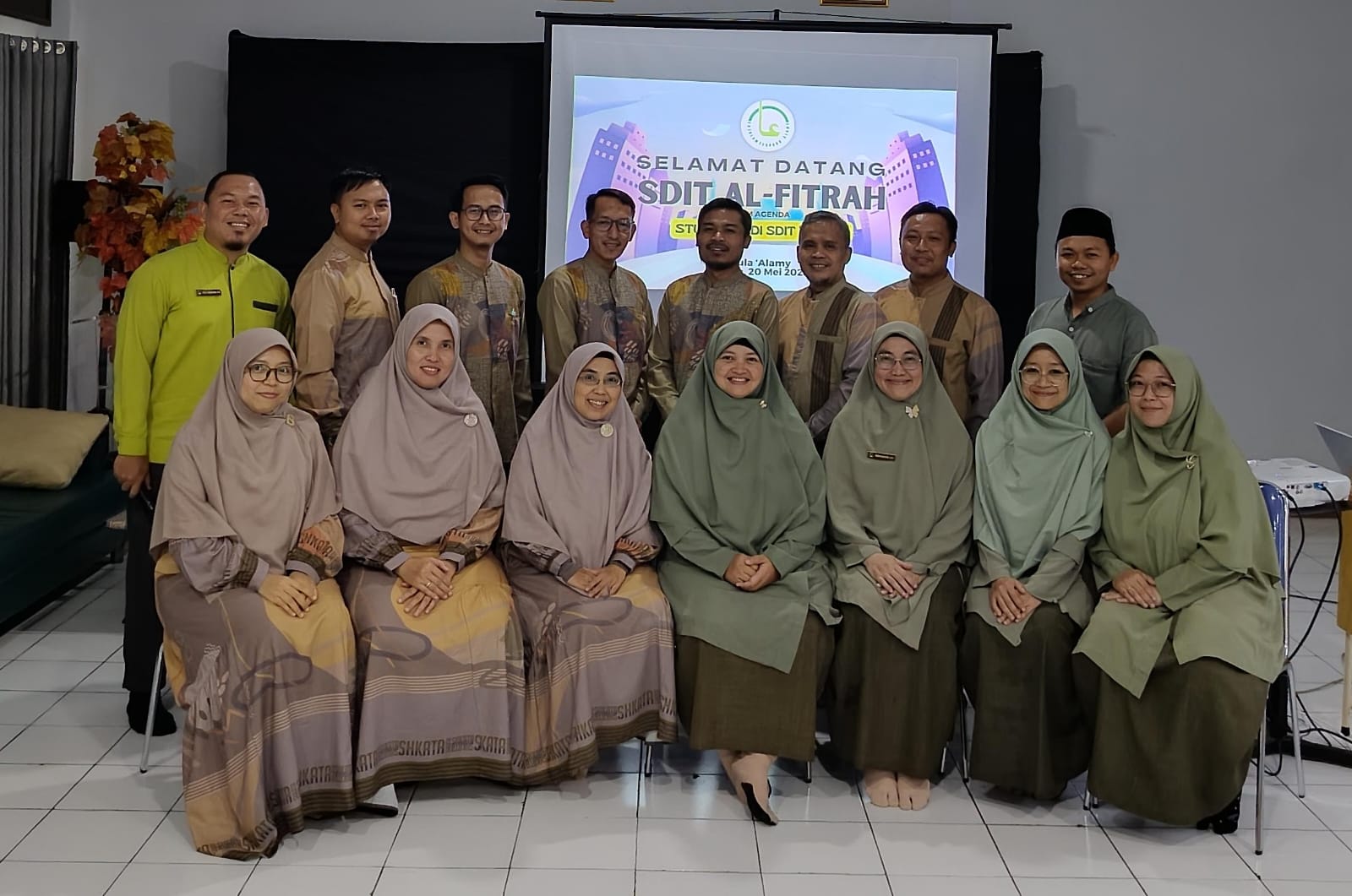 Kunjungan Studi Tiru SDIT Al Fitrah ke SDIT 'Alamy, Subang - YPM Al Fitrah